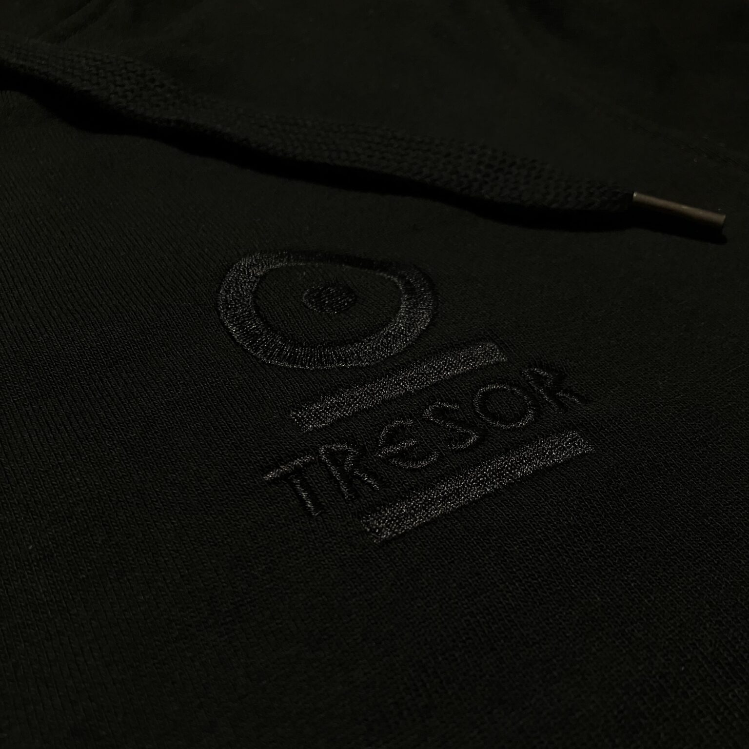 Tresor Logo Black/Black Hoodie | Tresor Berlin