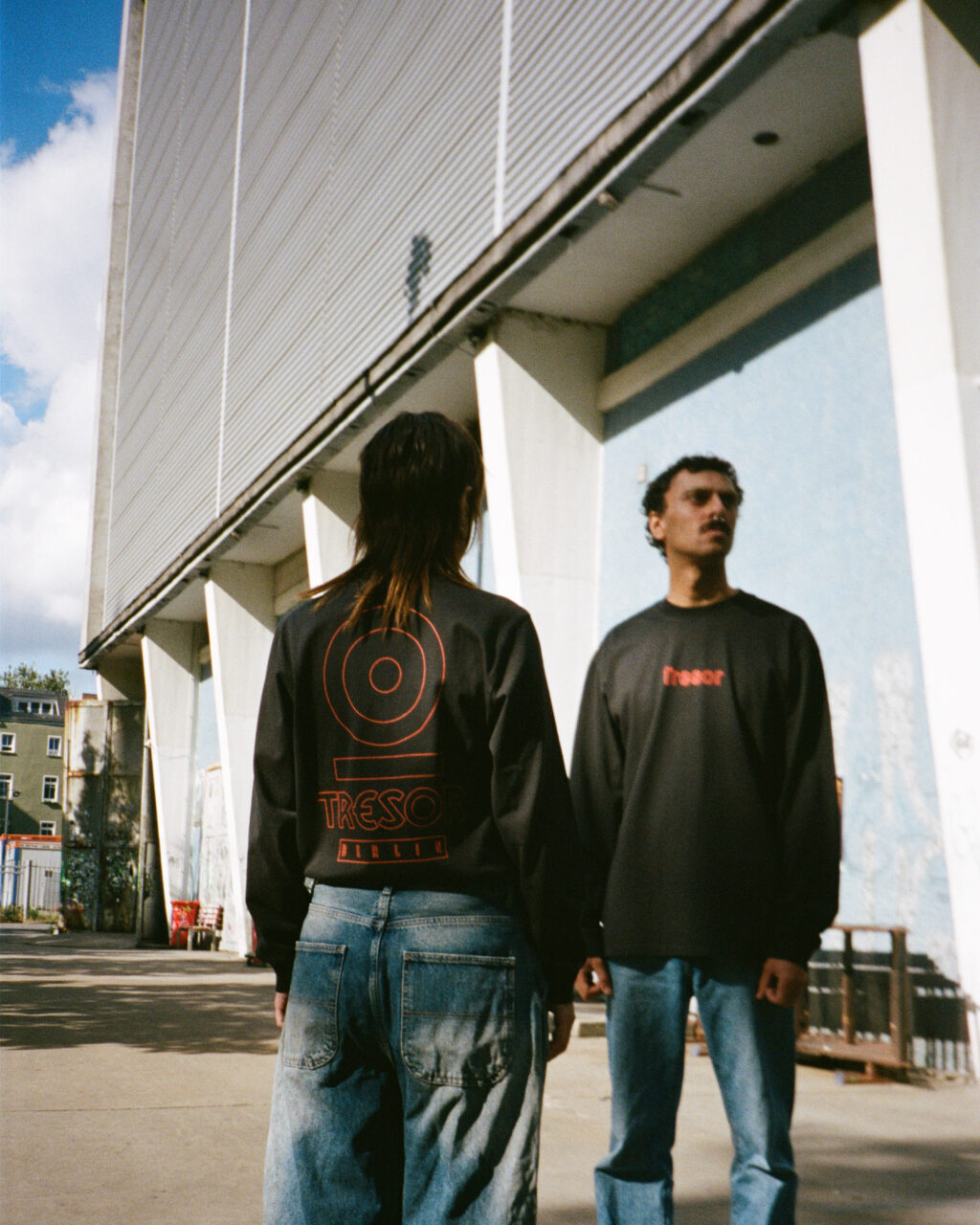 Boxy Longsleeve Outline Logo | Tresor Berlin