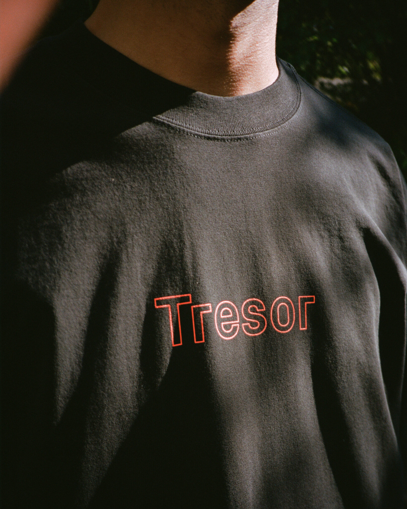 Boxy Longsleeve Outline Logo | Tresor Berlin